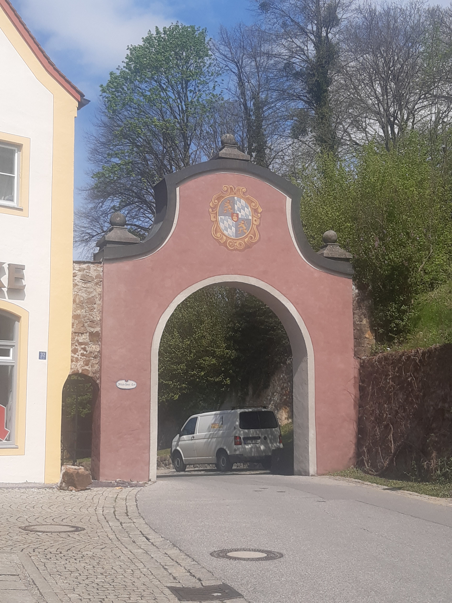 Neubeuern kurze Wanderung mit Besuch des Ortes